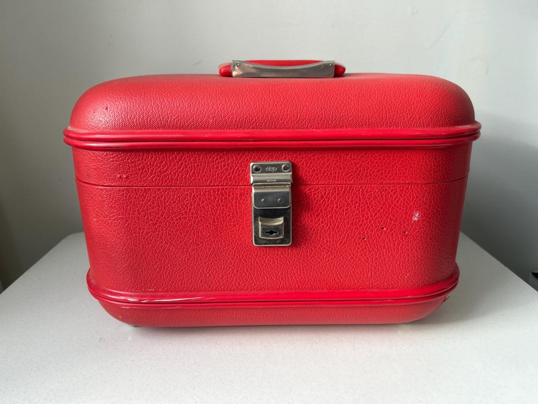 Vintage 1960s Cheney Red Train Case - Etsy
