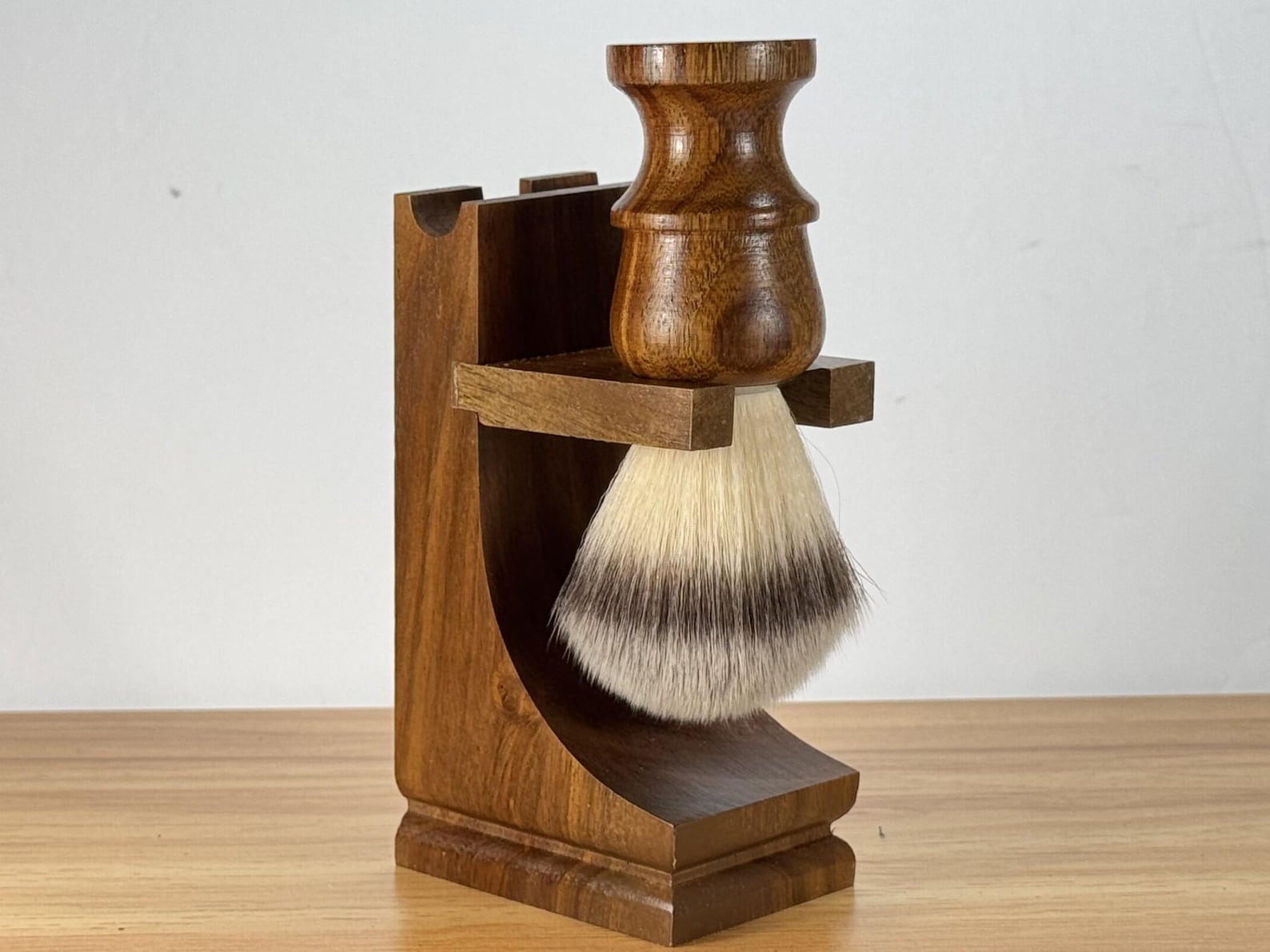 Customized Handmade Wood Shaving Kit for Men Brush and Razor Display ...