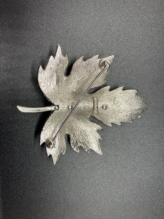Vintage Boucher Brushed Silver Maple Leaf Brooch - Gem