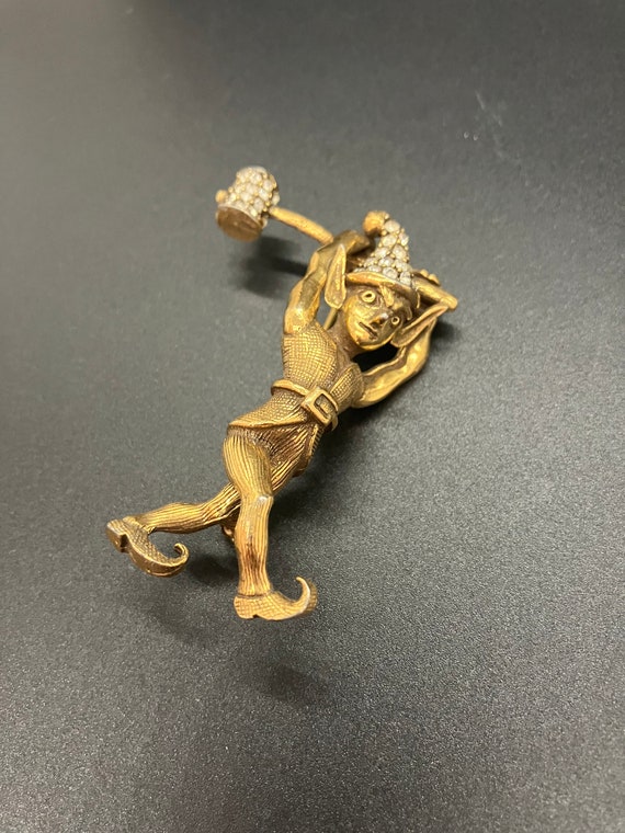 vintage uniquely detailed - Gem