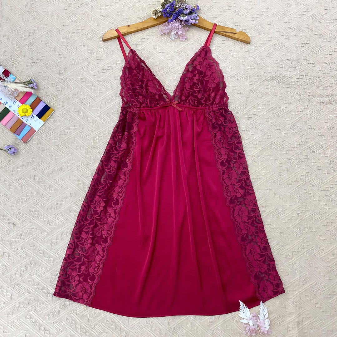 Elegant Nightgown Deep V-neck Nightgown Beautiful Red Lace Nightgown ...