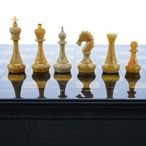 Large Chess With Amber Pieces Ice Battle,wooden Amber Chessboard,amber ...