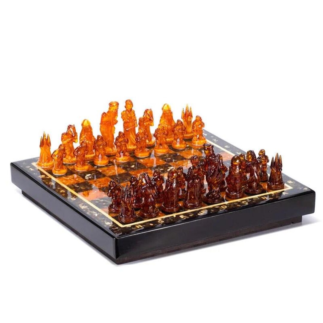 Large Amber Chess Set in Oak Casket With Figures Medieval Knights ...