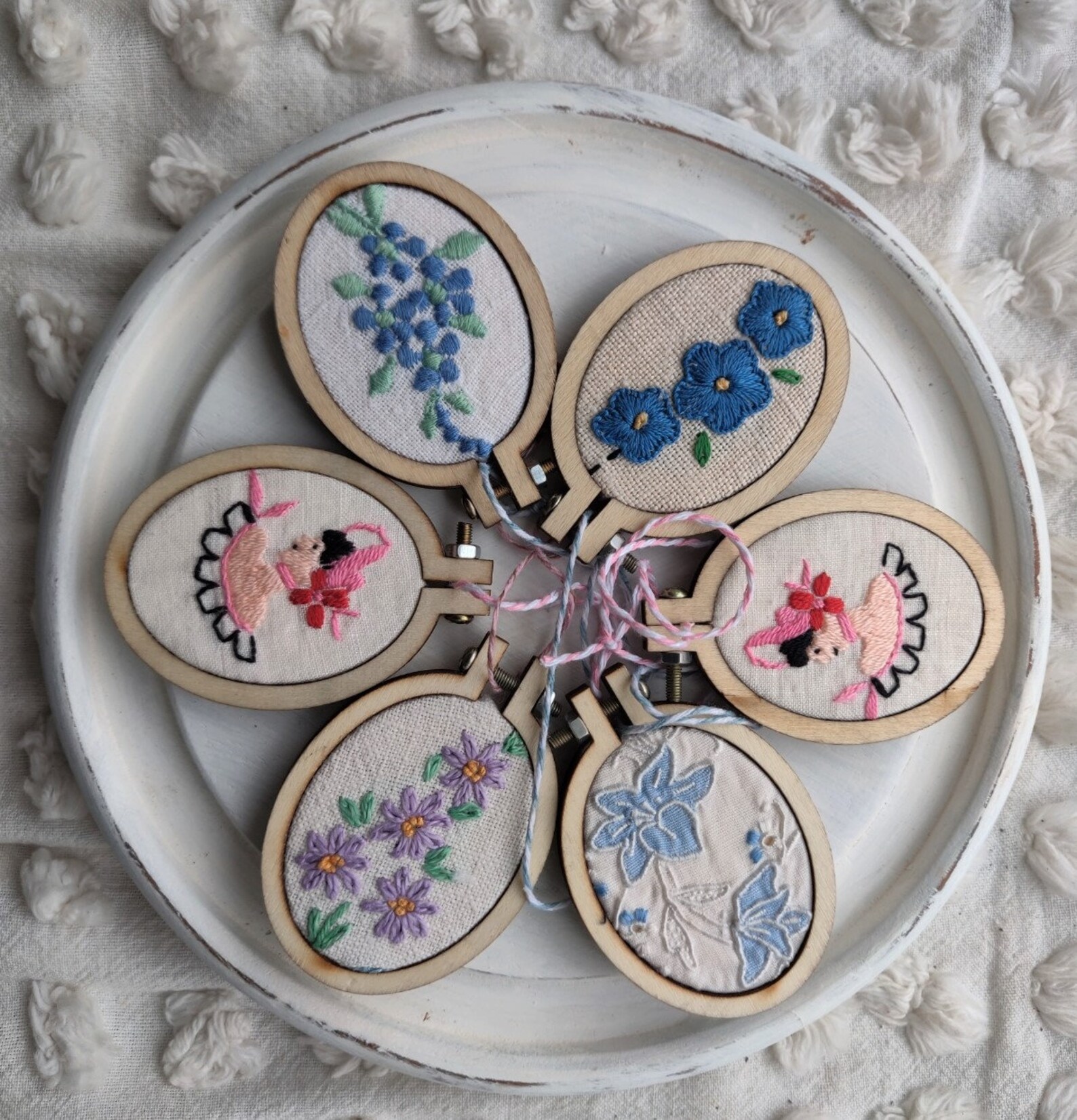 Mini Vintage Stitchery Hoop Art - Etsy