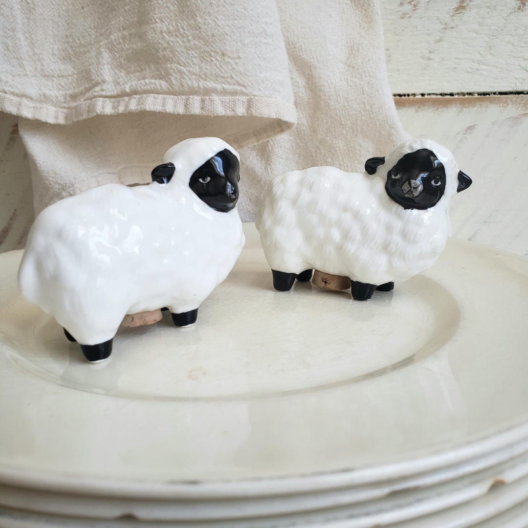 Sheep Salt & Pepper Shakers , Porcelain Farm Animal Salt and Pepper Set ...