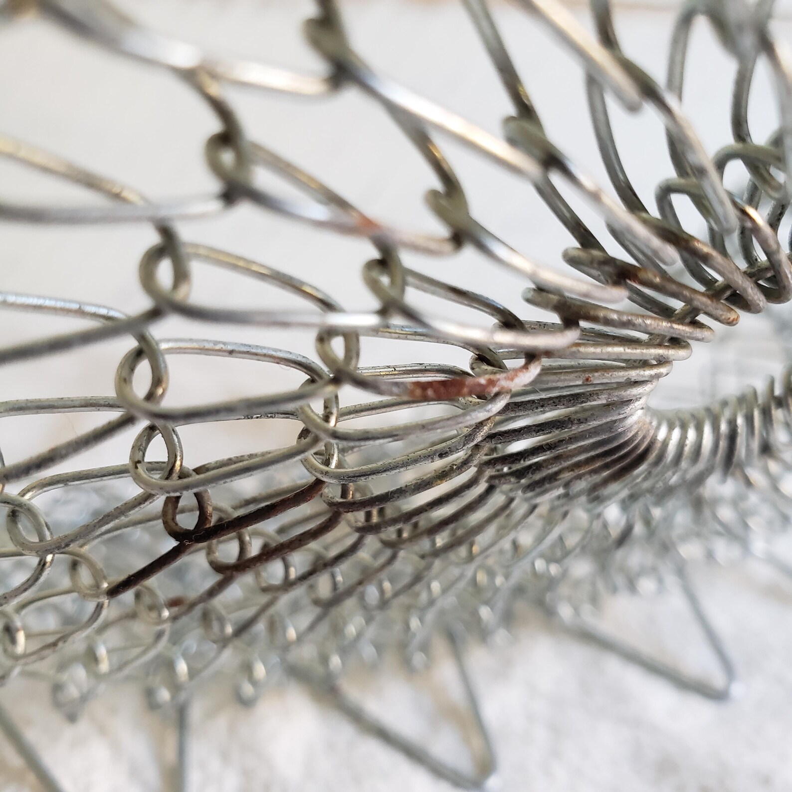 Collapsible Wire Mesh Basket , French Style Wire Rinsing Basket ...