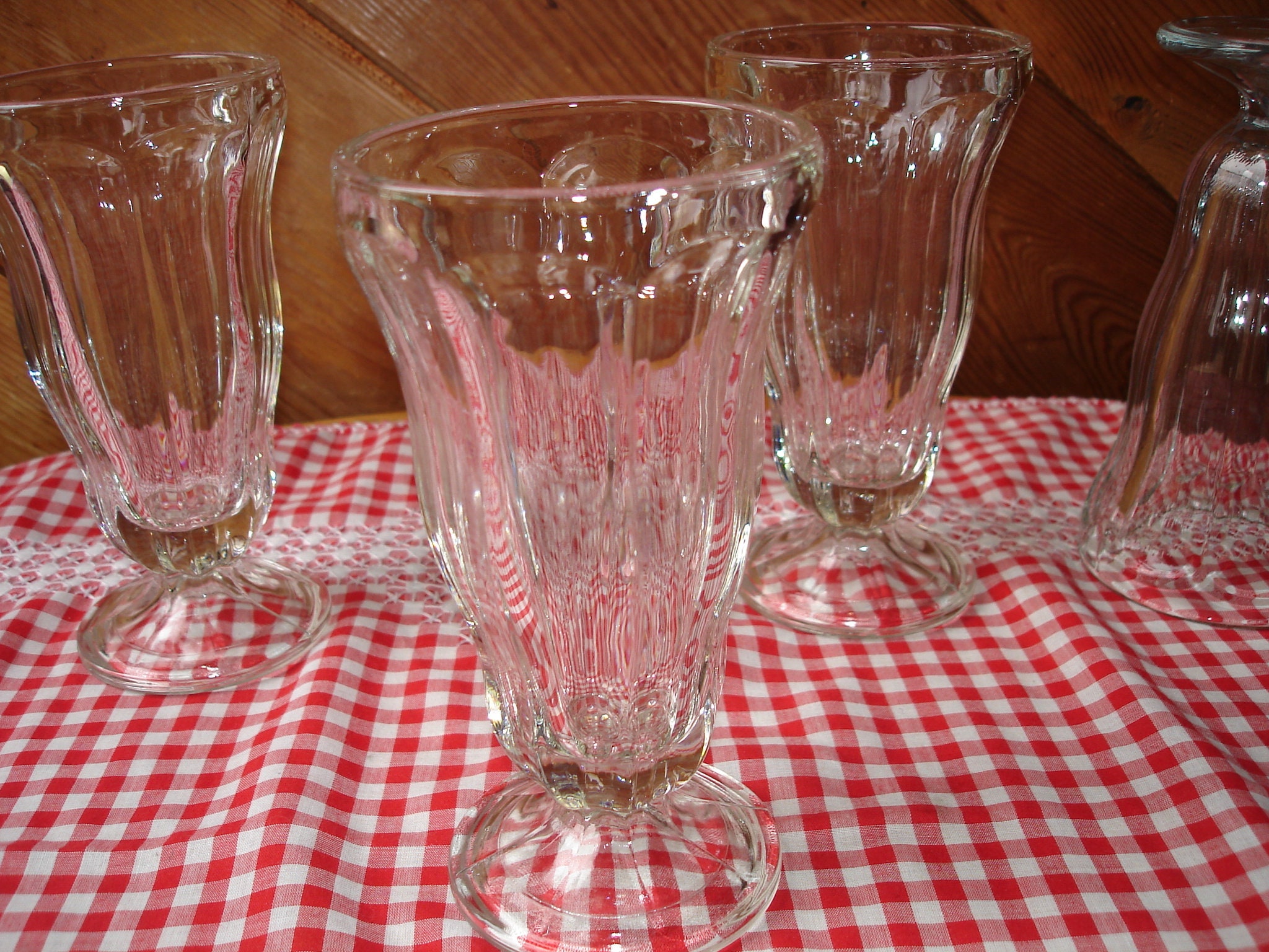Vintage Milk Shake Glasses Vintage Soda Fountain Set of Four Beautiful ...