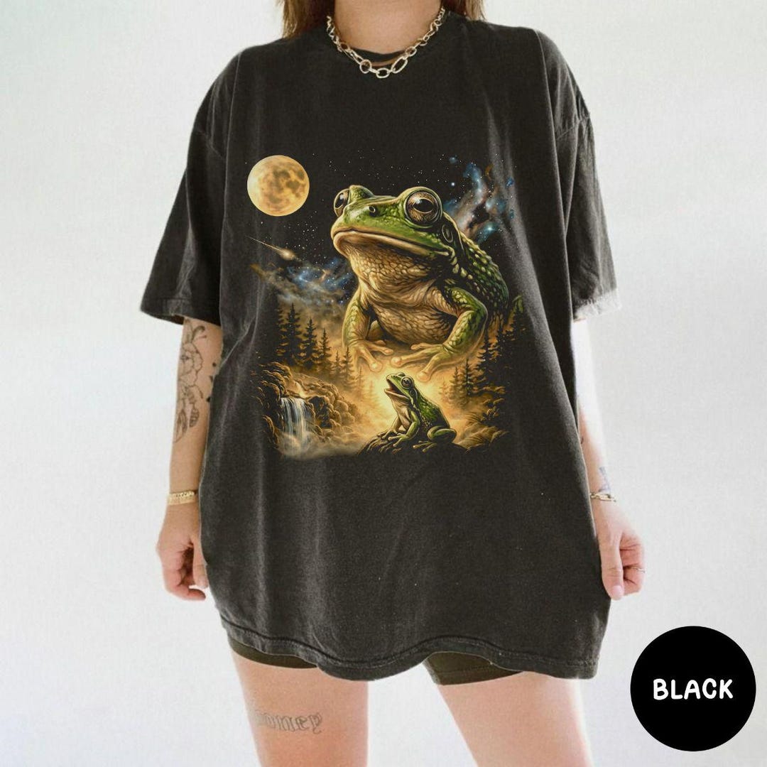 Frog Howling to the Moon, Vintage T-shirt, 90s Retro Animal Graphic Tee ...