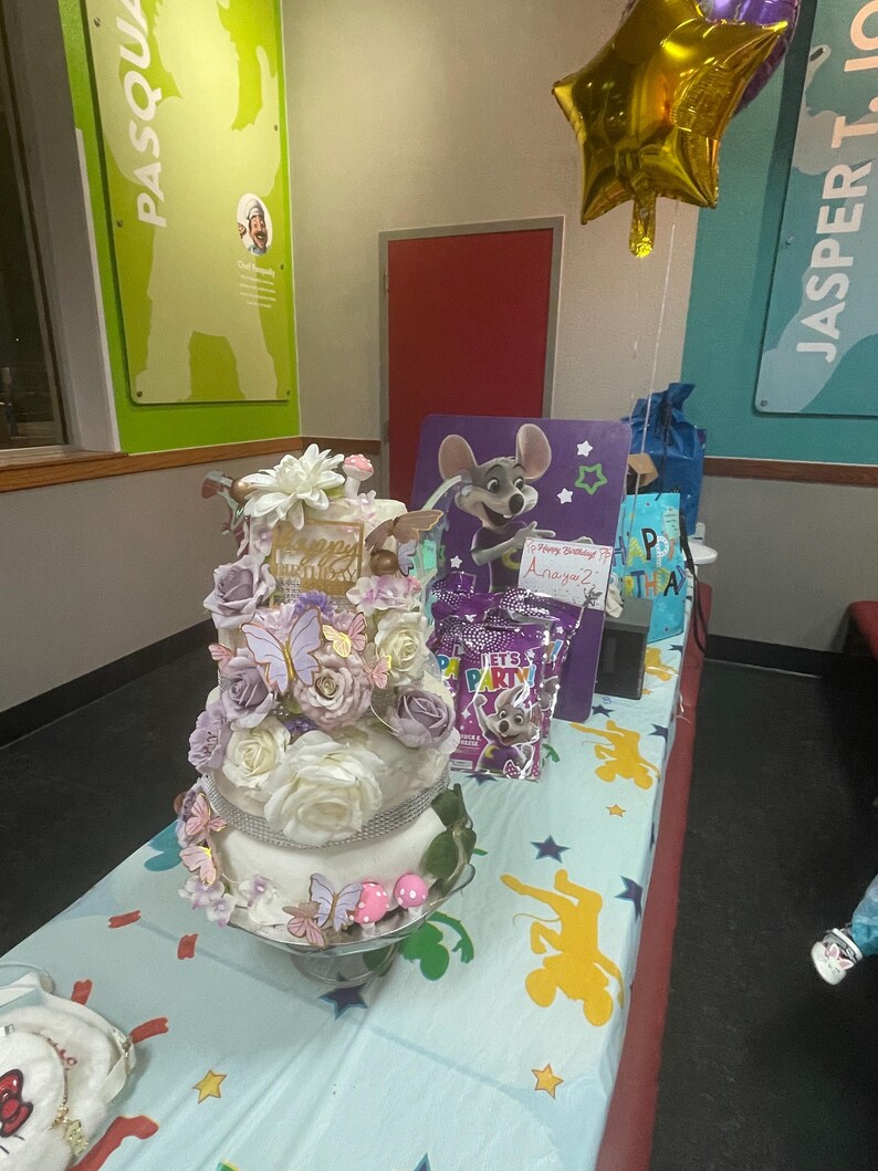 Custom Three-tier Dummy Cake With Moving Butterfly Wings, Fondant ...