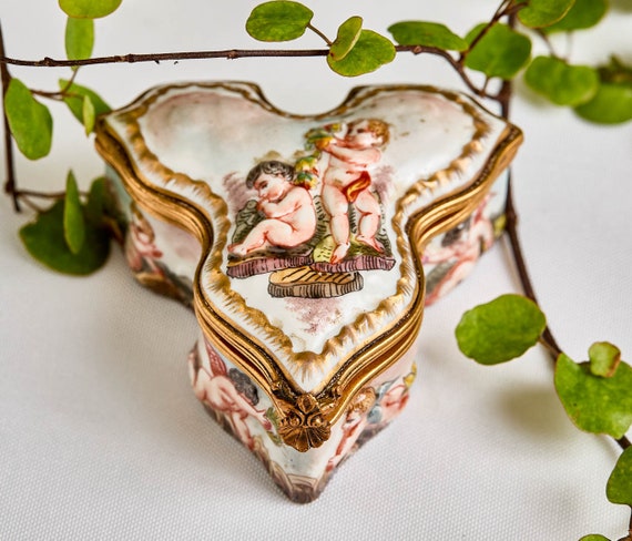 Rare Antique French Hand Painted Porcelain Box with C… - Gem