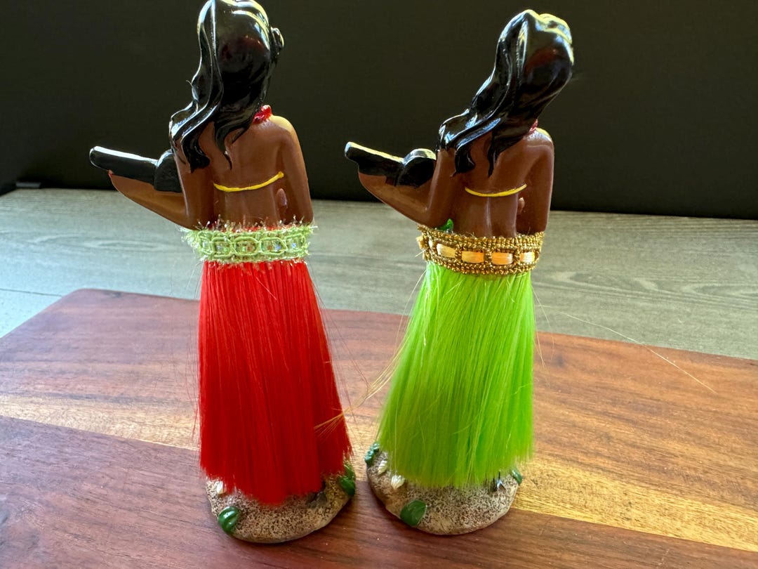 QUIRKY HAWAIIAN BOBBLE Hula Girls Pair of 2 - K - Etsy