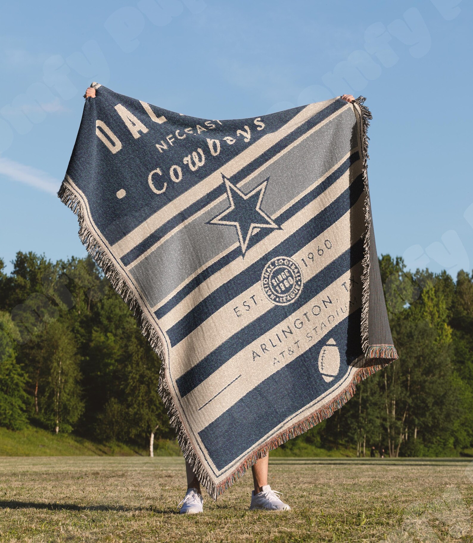 Dallas Cowboys Vintage-styled Woven Blanket / Retro Football Throw ...