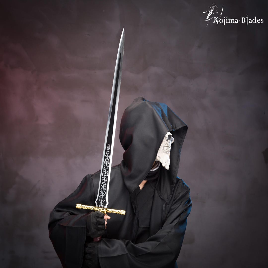 Lordsworn's Straight Sword Life-size Replica, Elden Ring Weapon, Dark ...