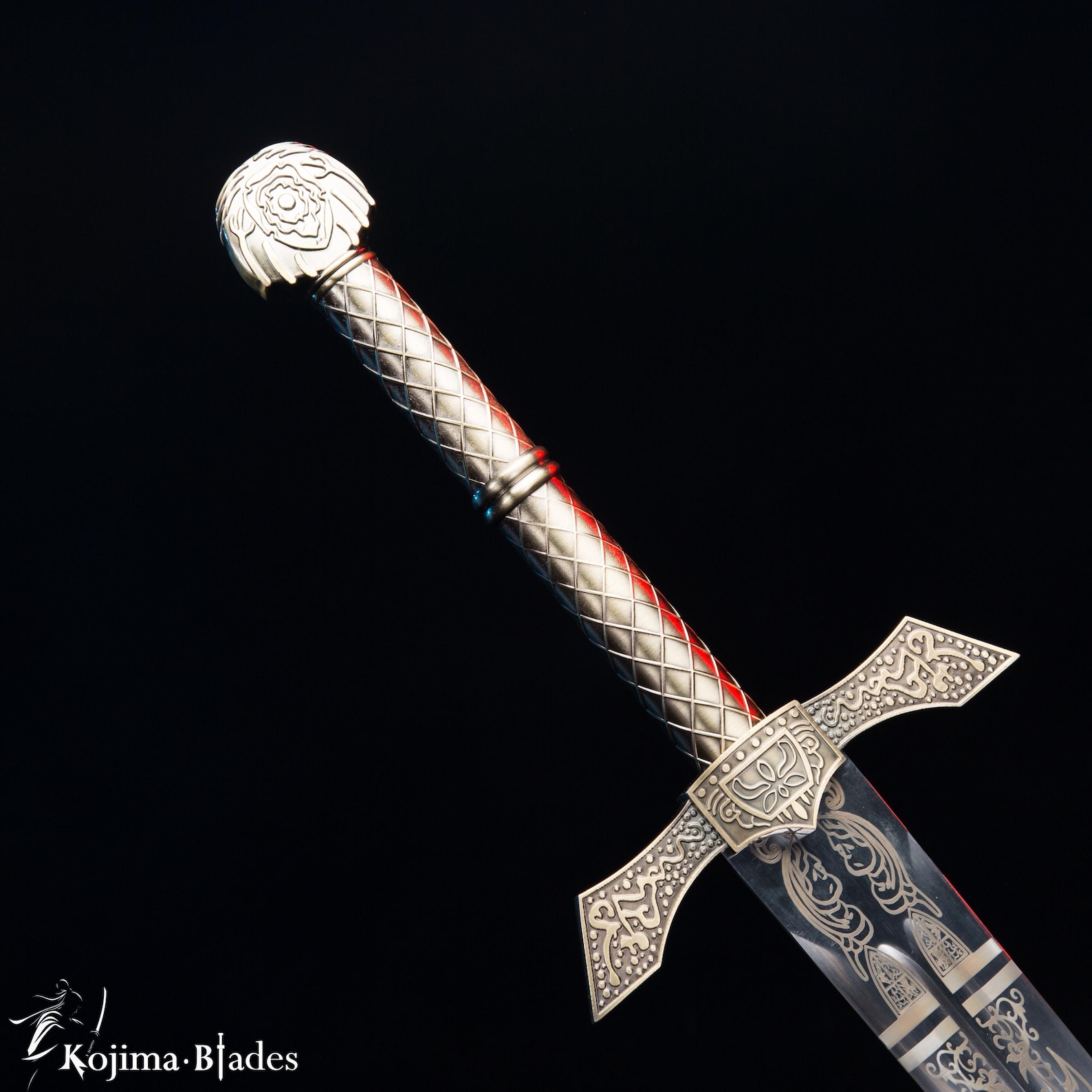 Banished Knight's Greatsword Life-size Replica, Elden Ring Weapon ...