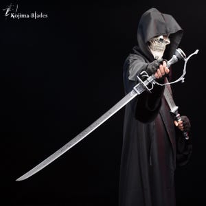 Lady Maria’s Rakuyo Life-size Replica, Bloodborn Weapon - Hand Forging ...