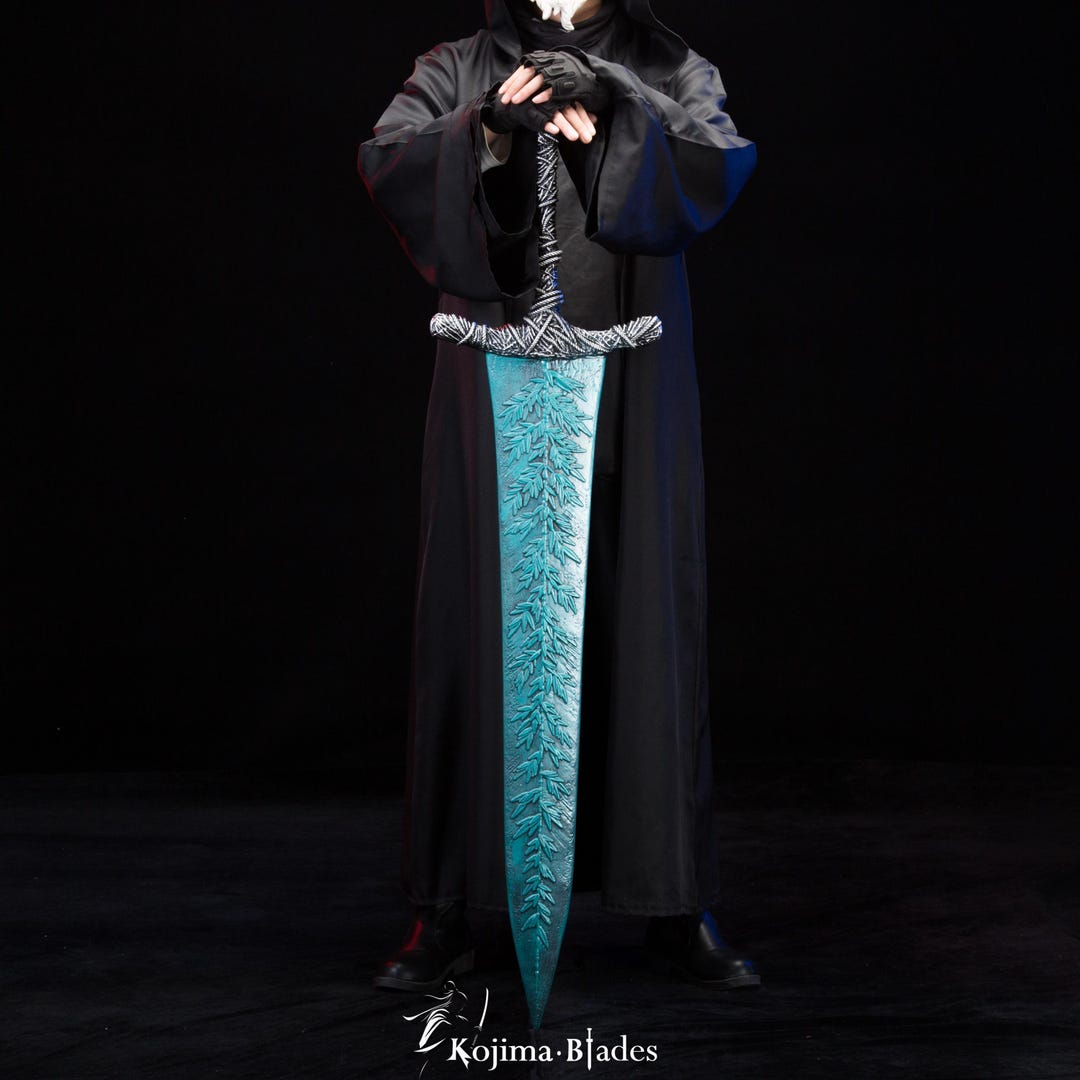 Dark Moon Greatsword Life-size PVC Replica, Elden Ring, Dark Moon Sword, Gift for Gamers ...