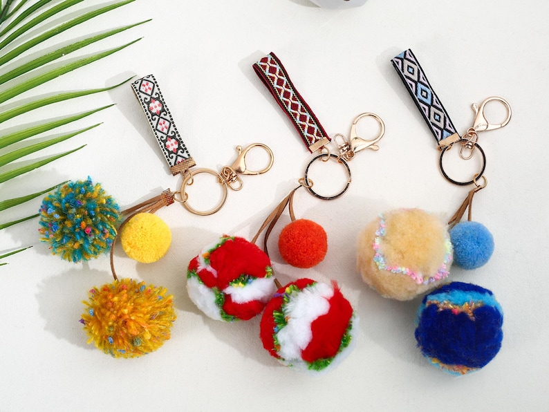 Pom Pom Keychain,hanging Pom Poms for Bags, Pom Pom Garland, Basket ...