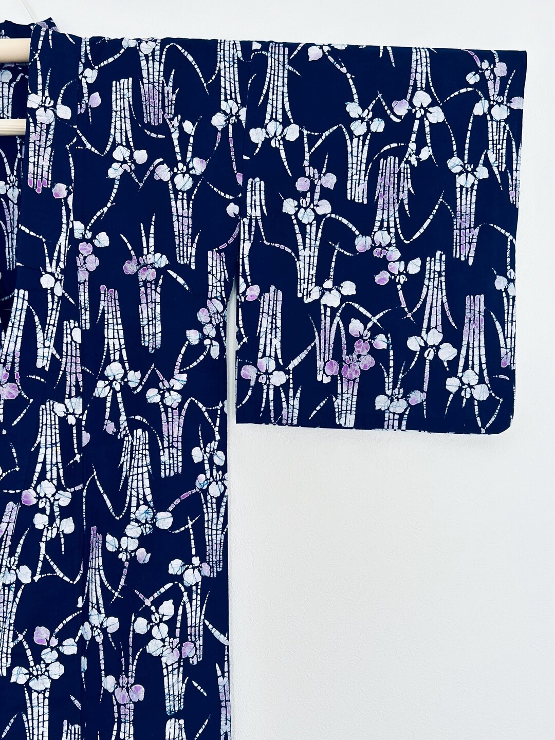 Vintage Japanese Yukata Kimono Robe – Irises Scented With Summer - Etsy