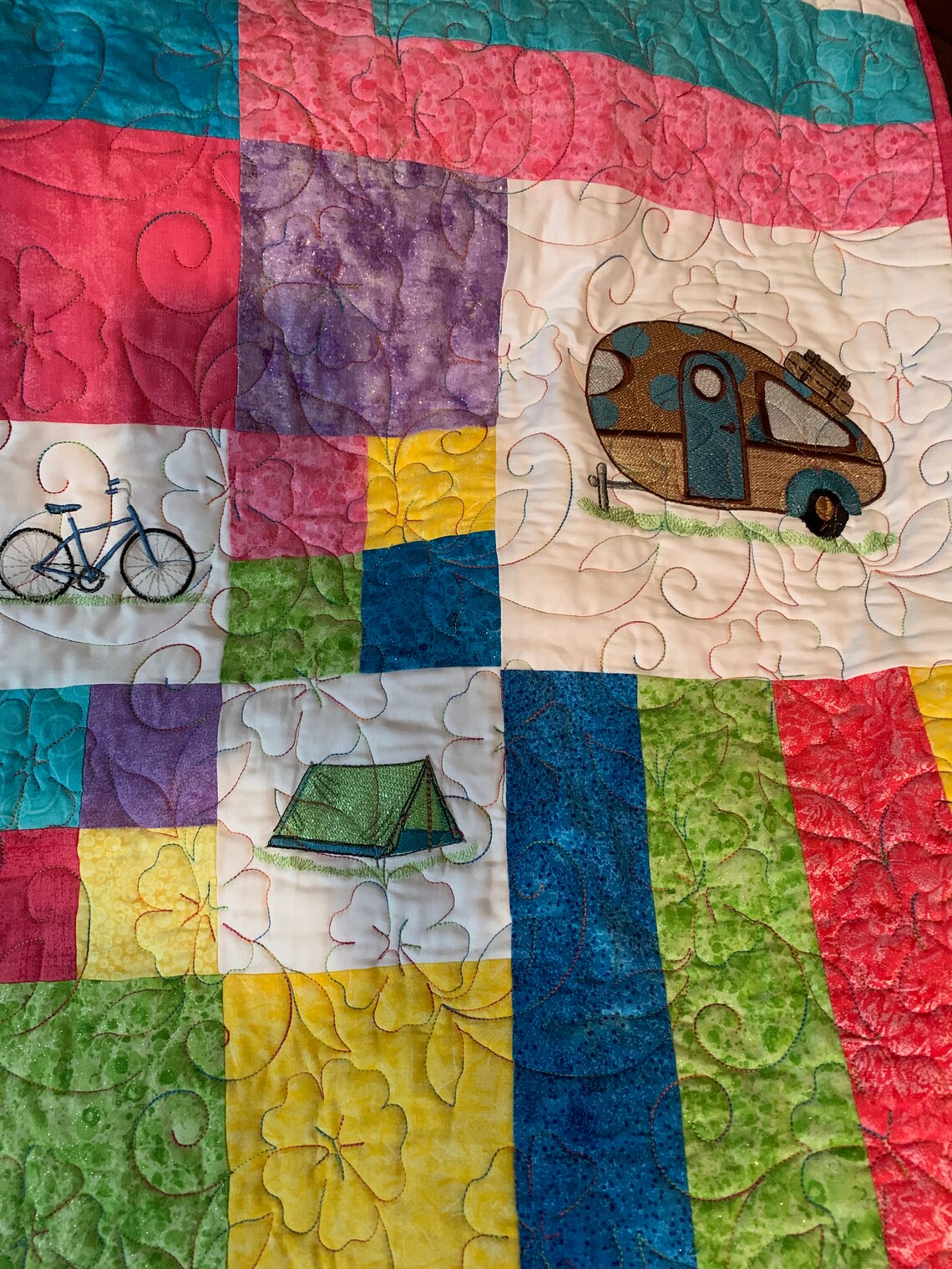 Happy Camper Quilt - Etsy