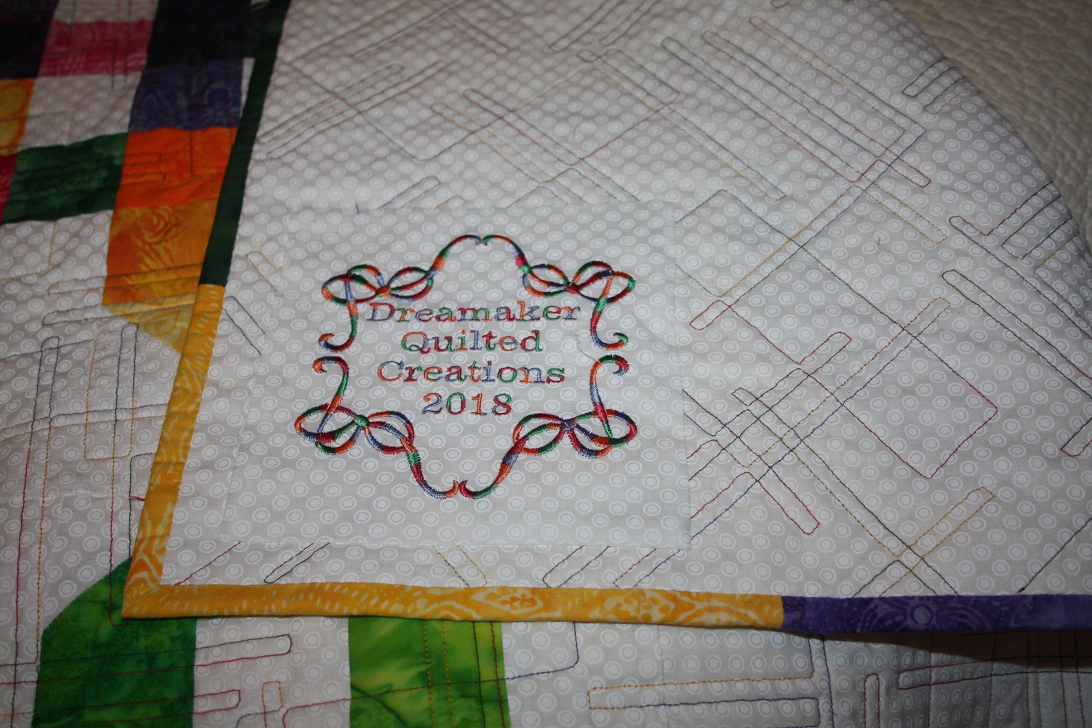 Batik English Knot Quilt - Etsy