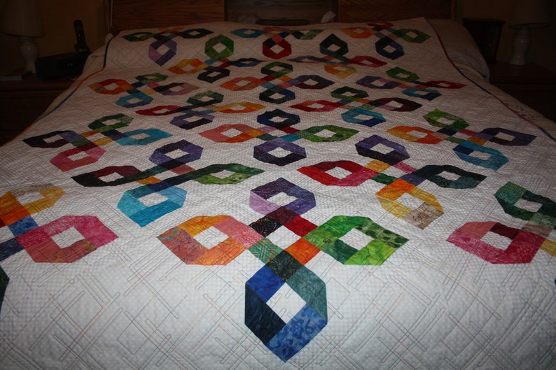 Batik English Knot Quilt - Etsy