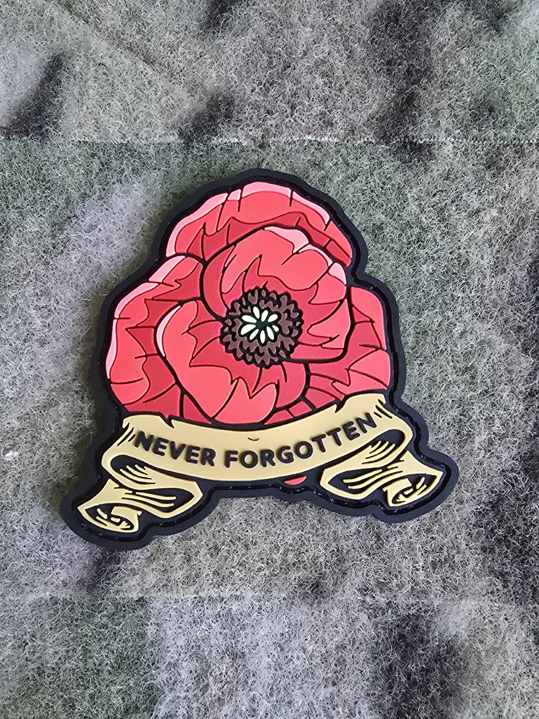 Never Forgotten Poppy Lest We Forget PVC Tactical Military Morale Patch ...