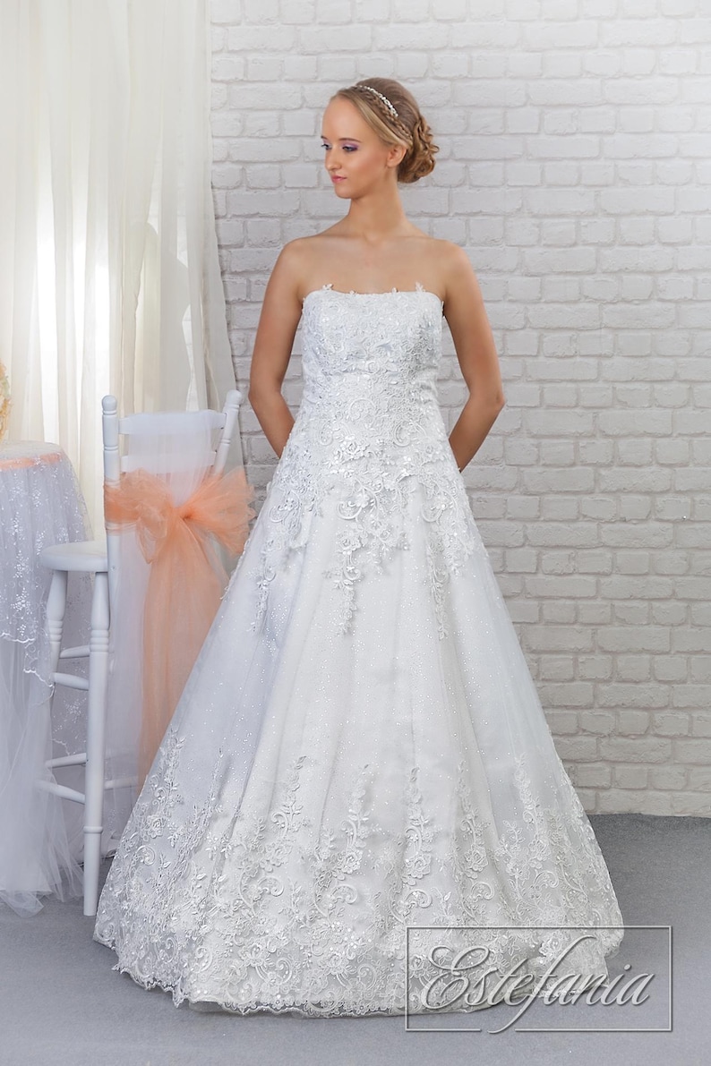 Luxury Lace and Tulle Wedding Dress – Elegant Design With Sheer Details ...