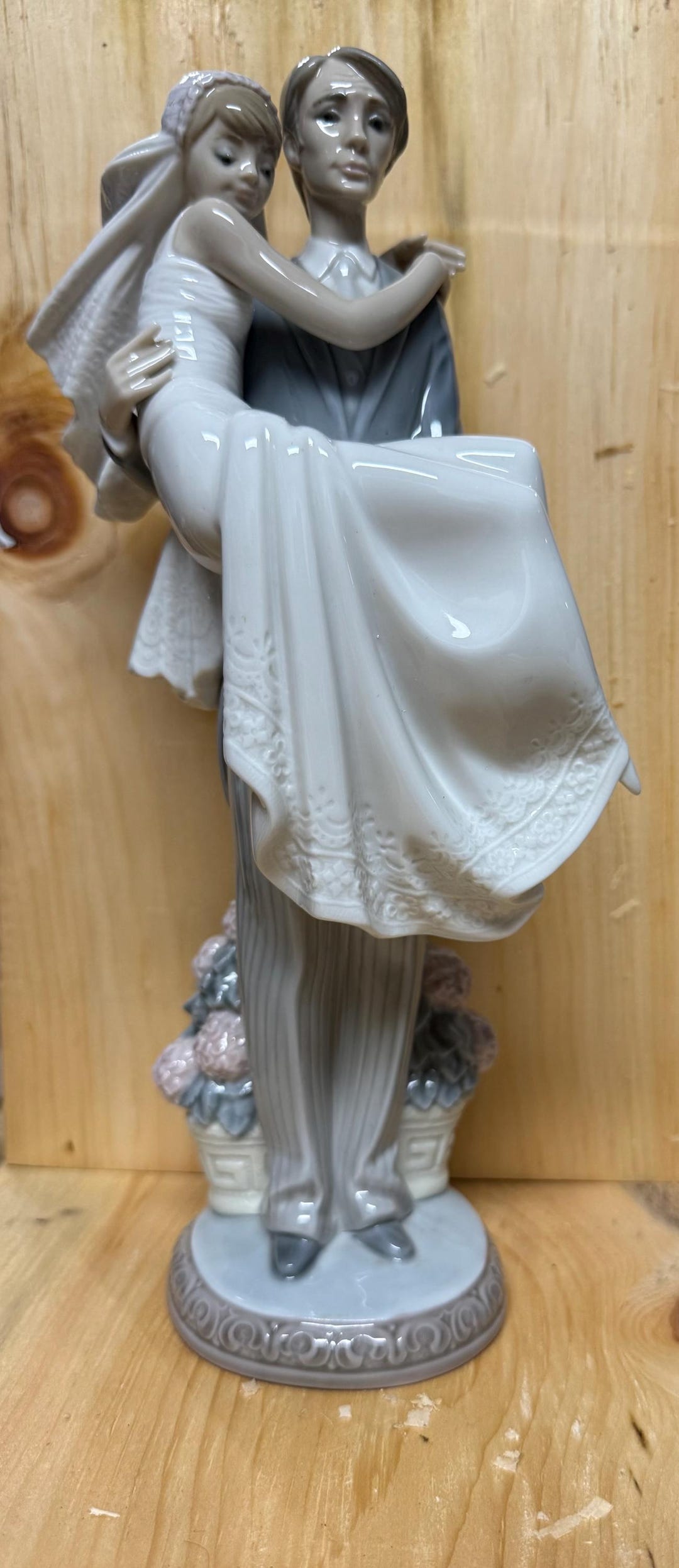 Lladro Over the Threshold - Etsy