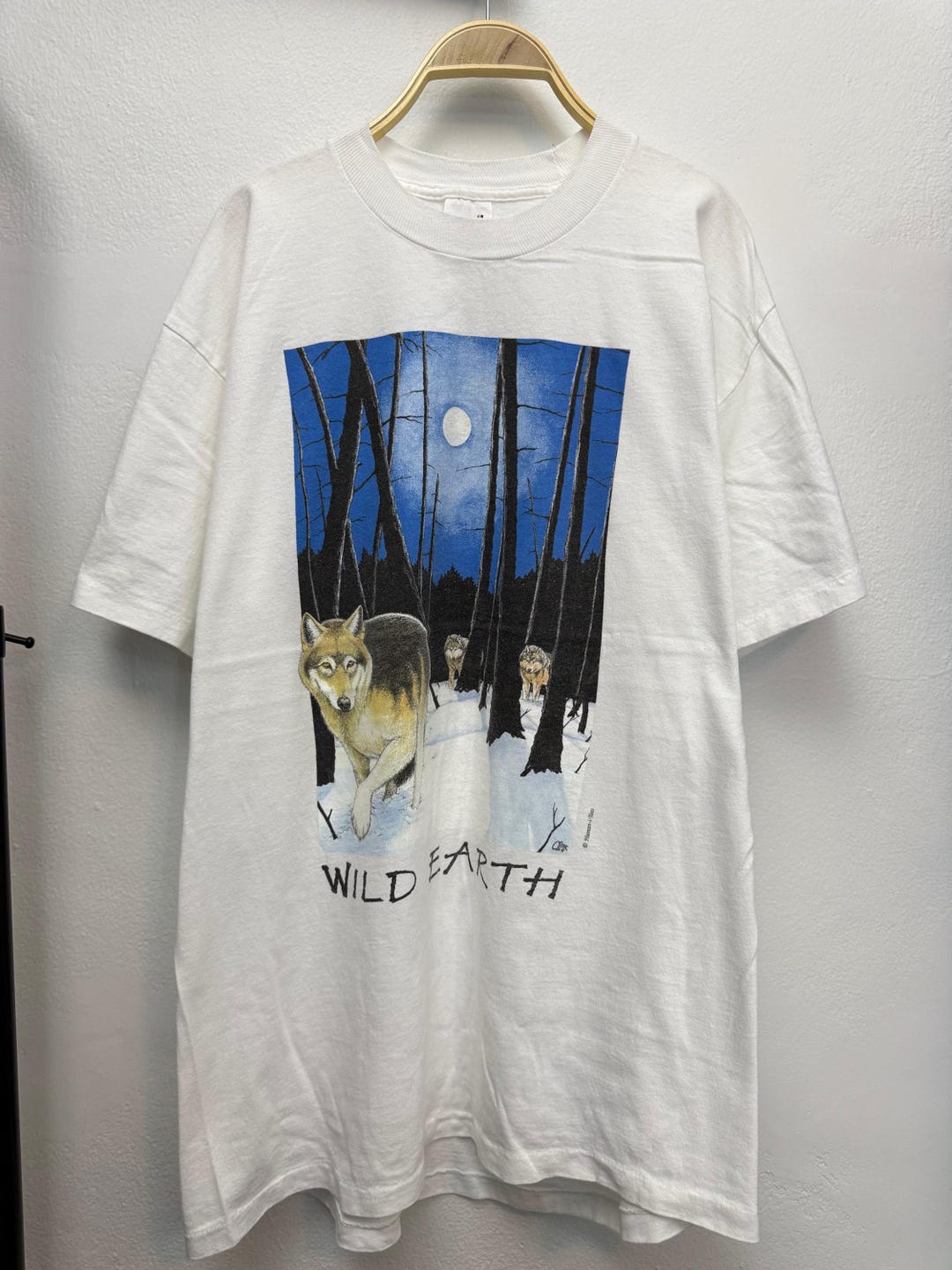 Vintage 90s Human-i-tees Wild Earth Wolf T Shirt Size XL Vintage ...