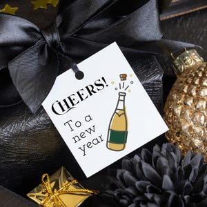 Printable New Year's Gift Tags Set of 6 Square Labels in Coordinating ...