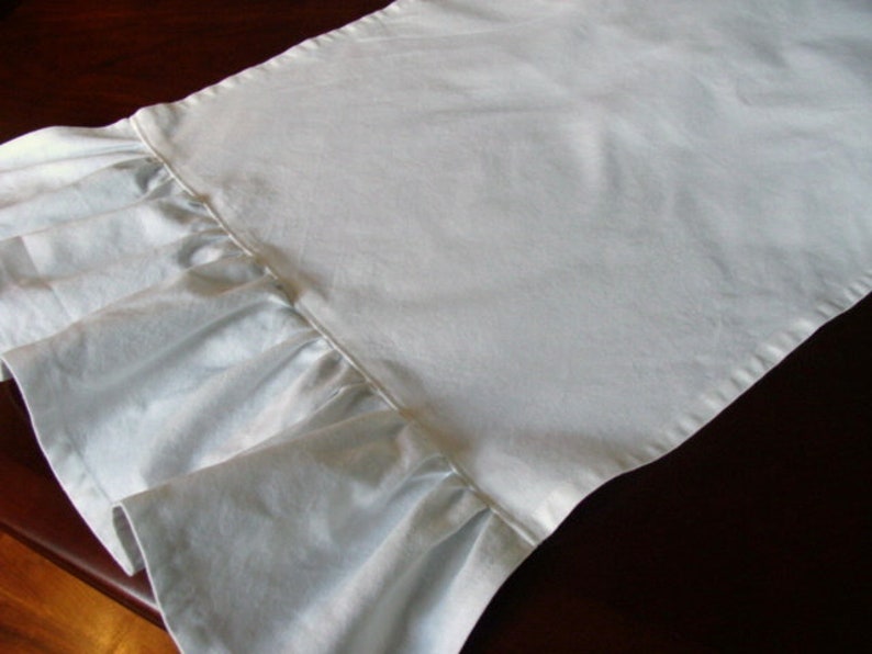 White Ruffled Cotton Table Runner Farmhouse Table Runner | Etsy