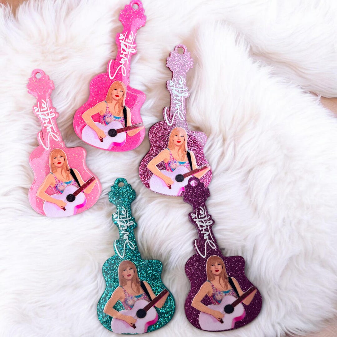 Swiftie Keychain. T-swift Custom Keychains . Taylor Swift Guitar ...