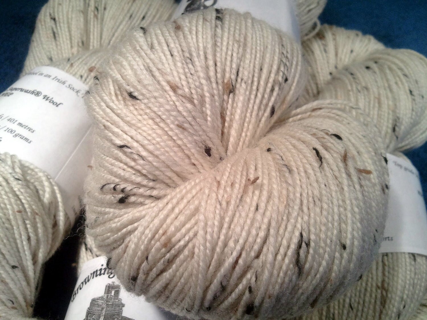 Irish Tweed SW BFL Yarn Natural White W/flecks 100g Skein | Etsy