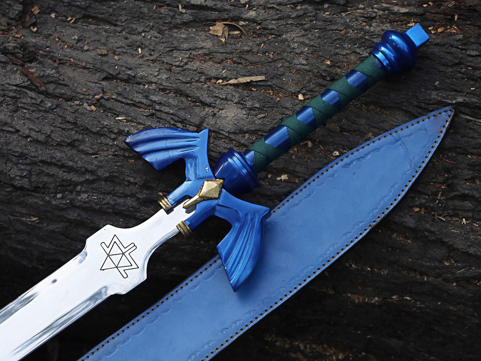 Zelda Master Sword, Legend of Zelda Sword Replica, Skyward Link's Sword ...