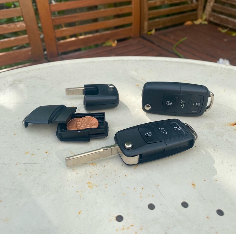 Fake Car Key Secret Stash Storage - Hidden Compartment Diversion Safe ...