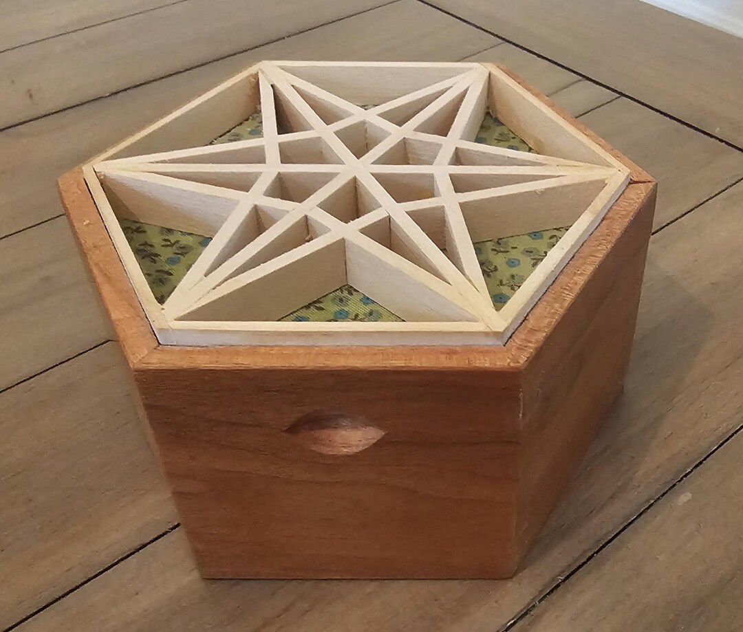 Kumiko Decorated Jewelry Box - Etsy