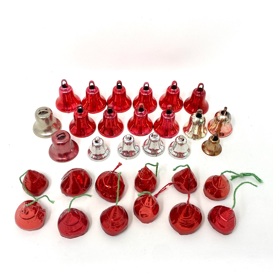 Vintage CHRISTMAS Bells Plastic and Foil Craft Supplies Christmas Tree ...
