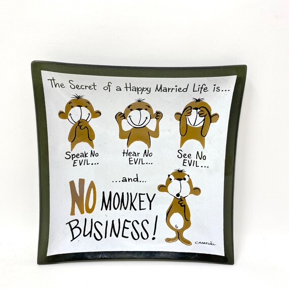 Funny Pictures Of Monkeys Getting Married