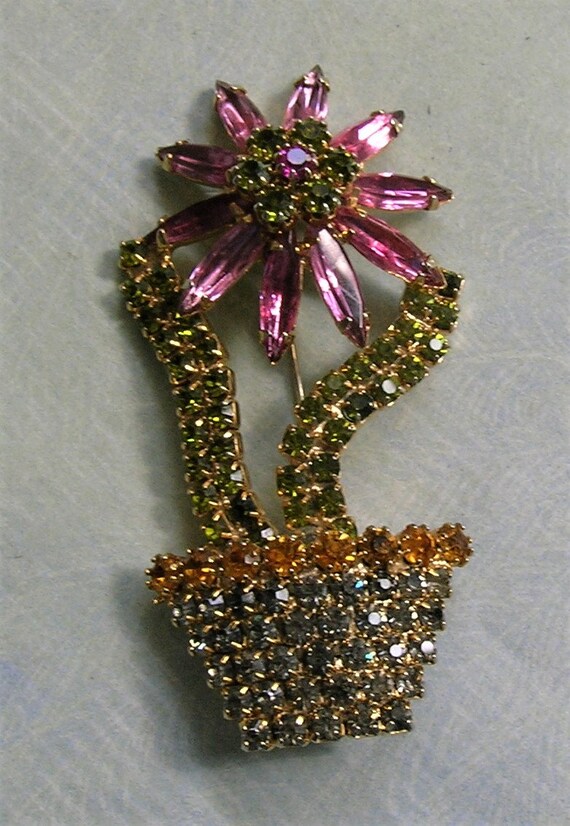 Vintage Hobe Flower Pot Brooch Pin, Old Flower Pin, O… - Gem