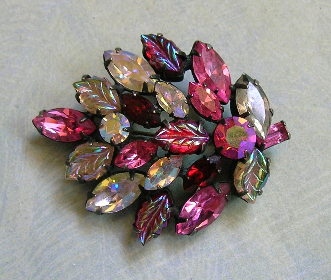 Vintage Regency Brooch Pin, Regency Leaf Brooch With Art Glass and ...