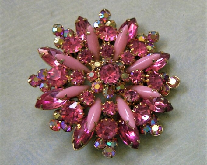 Vintage Unsigned High End Pink Rhinestone Brooch Pin, High End Costume ...