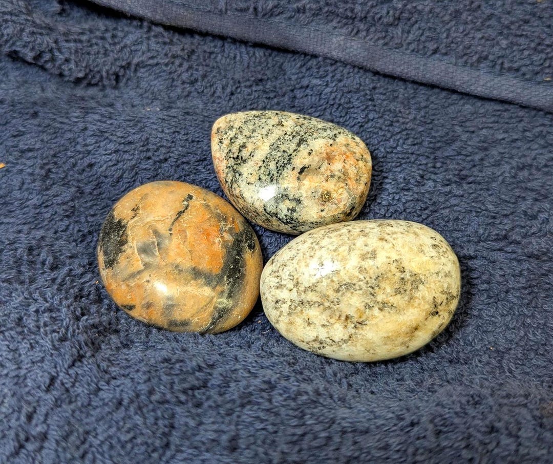 Lake Superior Granite Palm Stones 3 Pcs. Contour Polished - Etsy