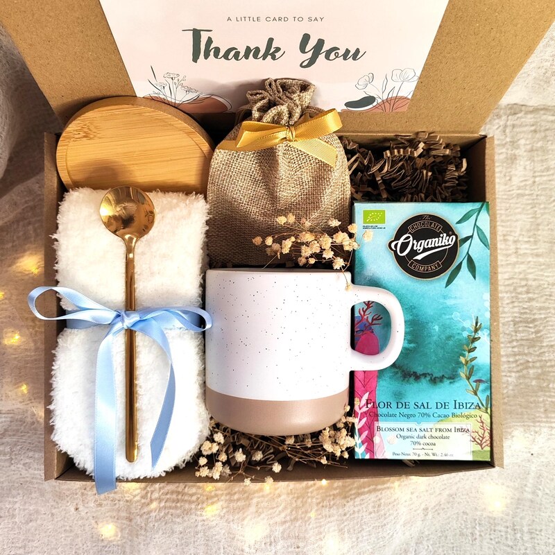 Best Friend Gift Box - 60+ Gift Ideas for 2024