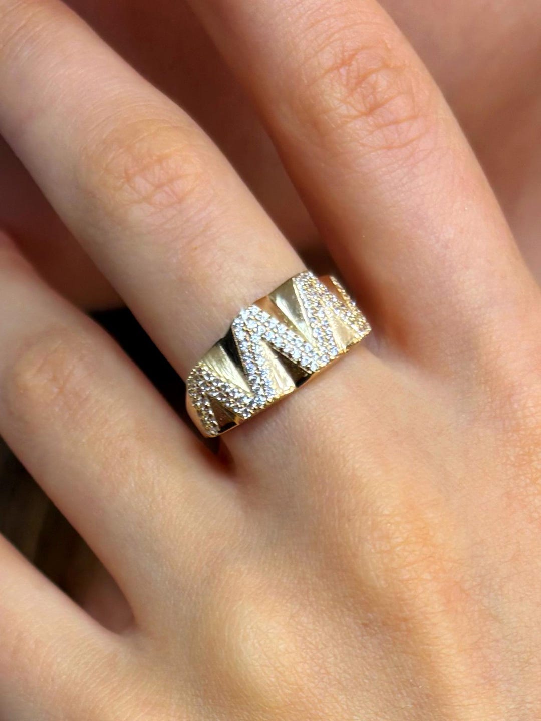 Elegant 14K Gold Wavy Ring With Diamond Accent – Unique Wedding or ...