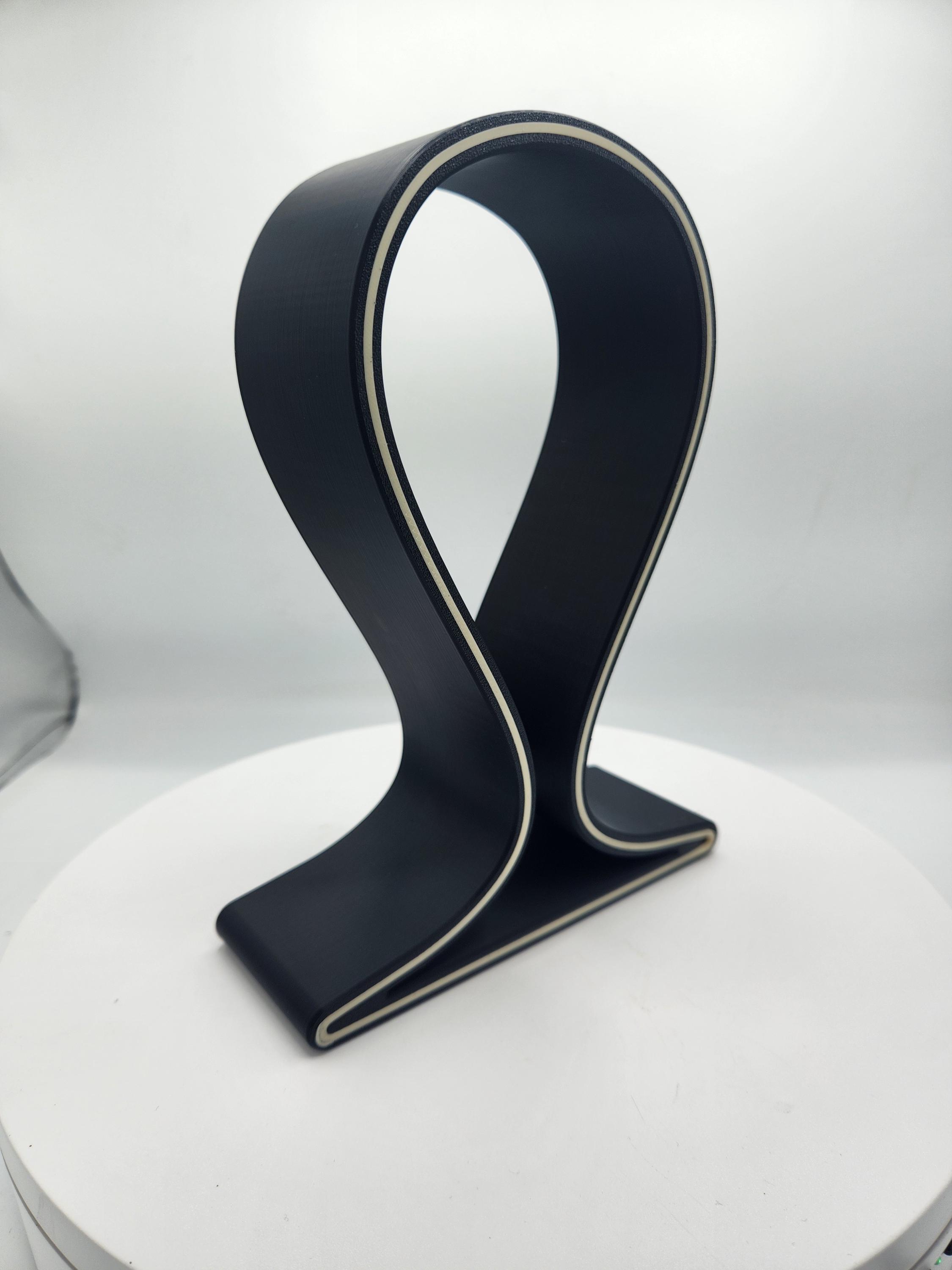 Ohm-shaped 3D Printed Headphone Stand - Unique & Stylish Organizer - Etsy