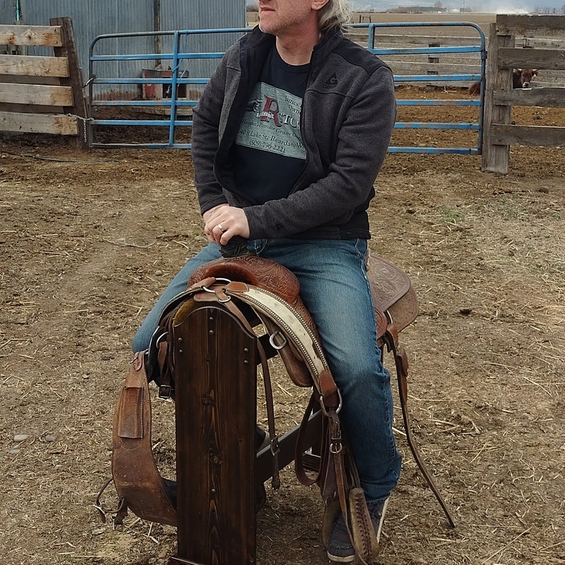 Saddle Stand - Etsy