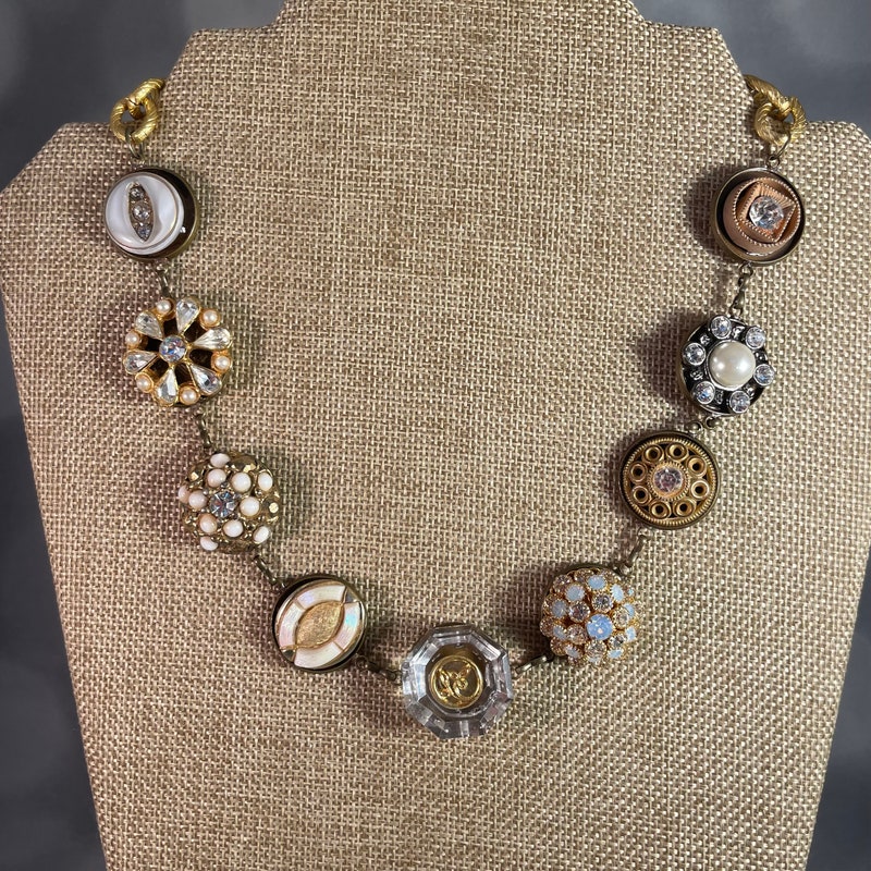 Buttons Necklace - Etsy