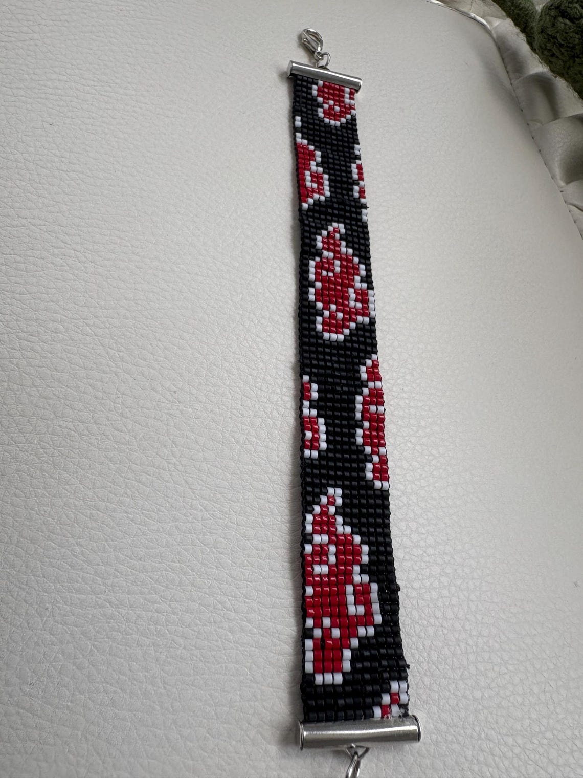 Akatsuki Beaded Bracelet – Naruto Inspired Bracelet, Red Cloud Design ...