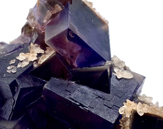 151 Gm Fluorite With Calcite | Beautiful Fluorite Crystal Cluster ...
