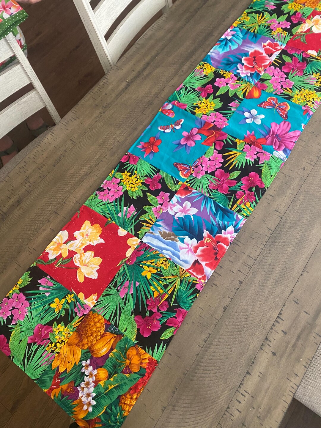 Hawaiian Island Theme Table Runner - Etsy